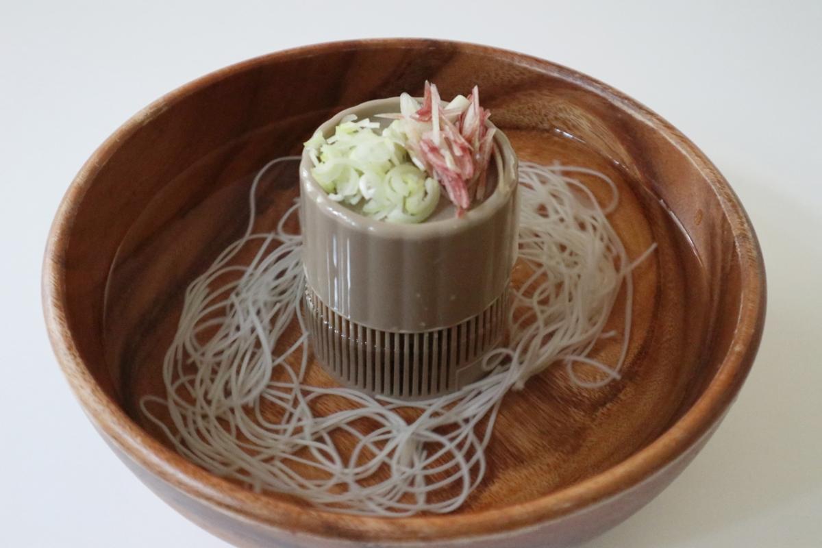 コレで「どこでも流しそうめん」！夏休みランチが100倍楽しくなるのはキッズだけじゃないんだ - まぐまぐニュース！