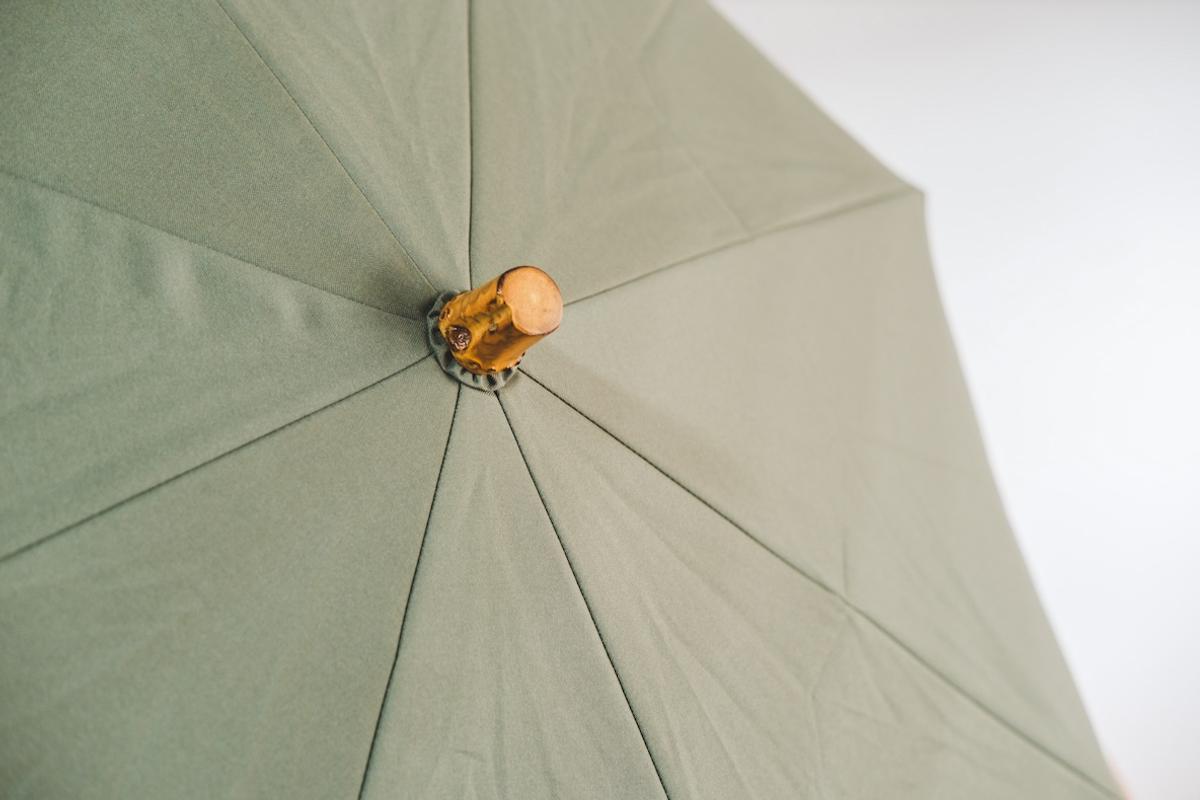 untuleの「完全遮光100%の日傘」は細部の満足度も段違い。1万円超えでも完売した理由が分かっちゃうな… - まぐまぐニュース！